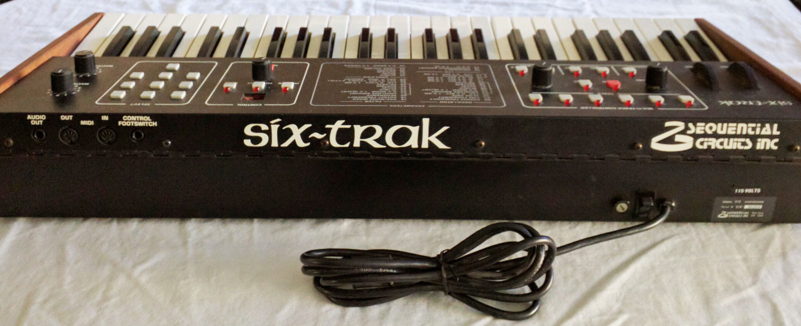 MATRIXSYNTH: Sequential Circuits Six-Trak SN 002604