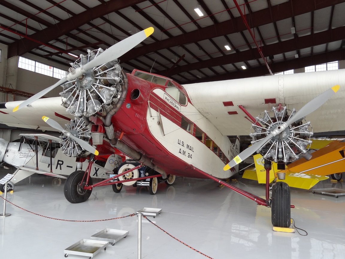 Plastic Models on the Internet: Aircraft walkaround vol.71: Ford 5-AT ...