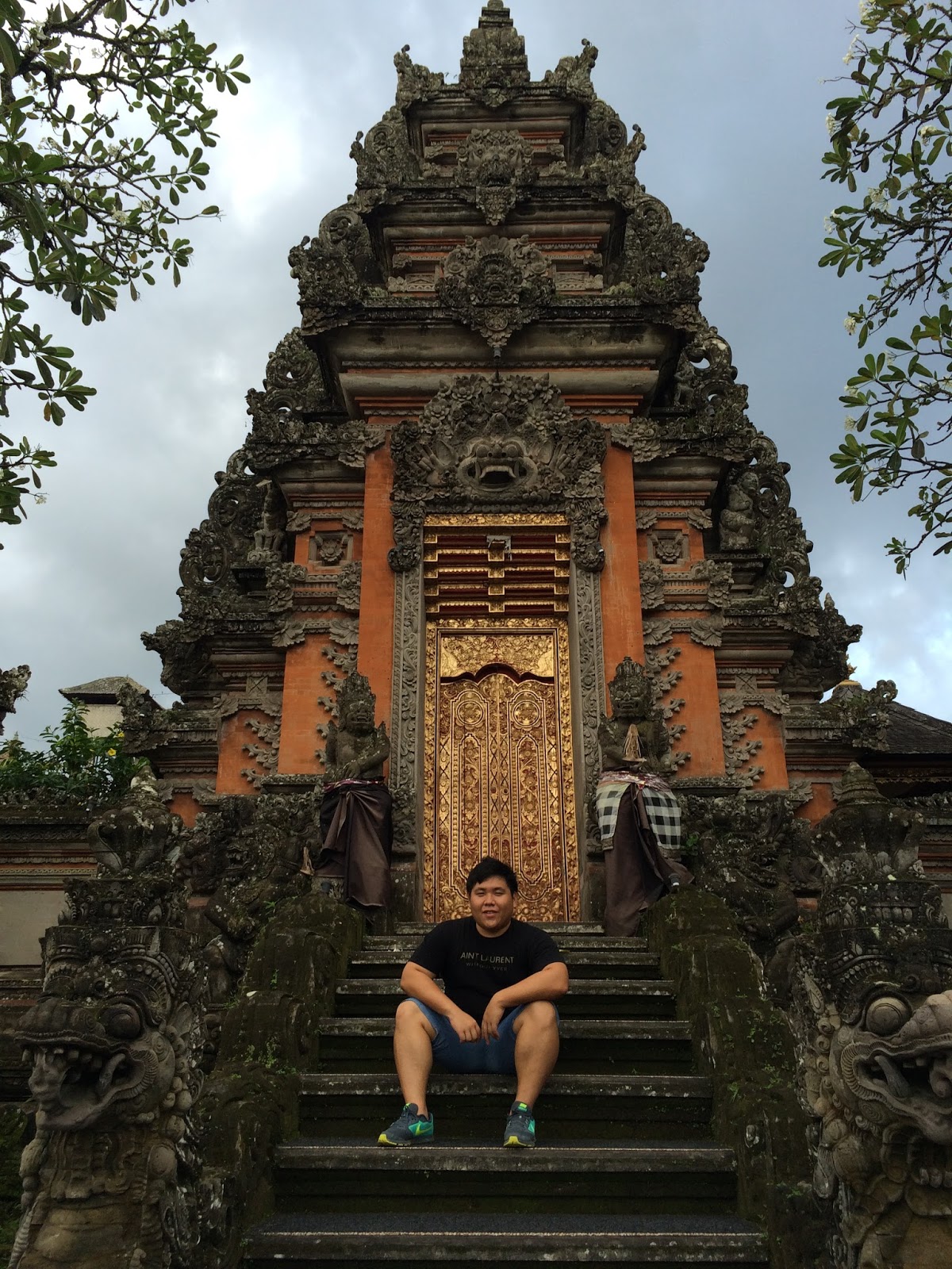 Ubud Water Palace (Pura Taman Kemuda Saraswati) - Bali - Travel is my ...