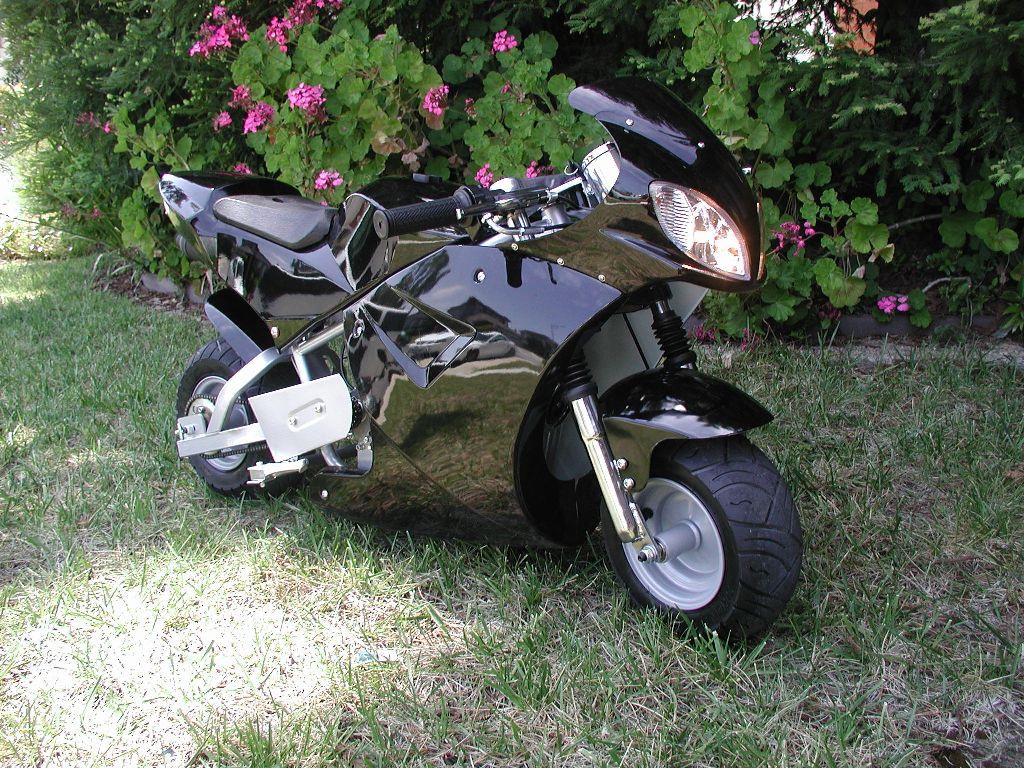 Just Live For The Bikes: Pocket Bikes