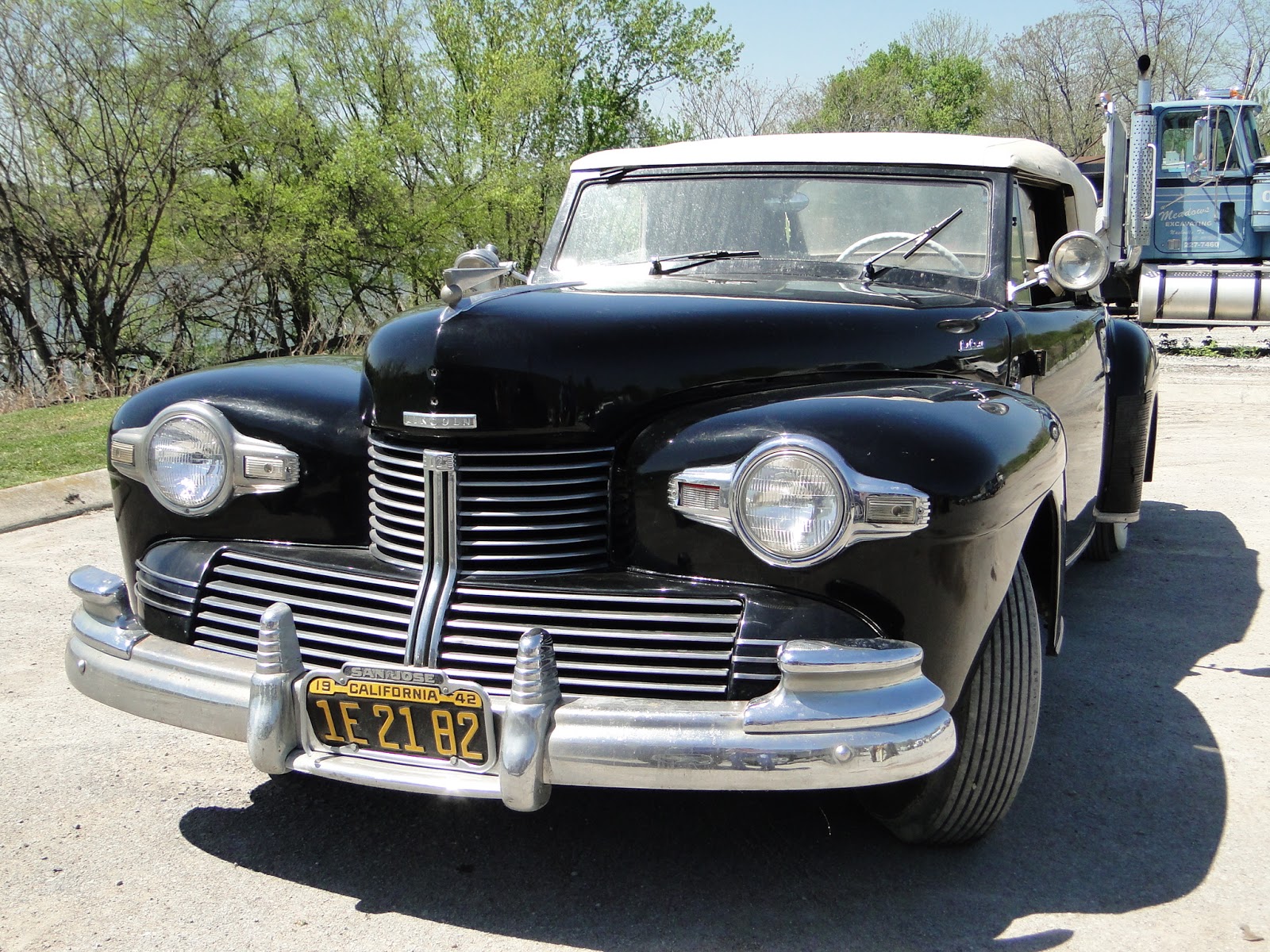Car Style Critic: Lincoln's 1942 Facelift