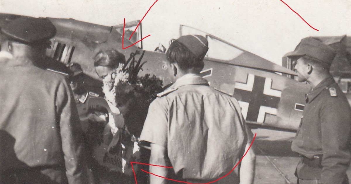 FalkeEins - the Luftwaffe blog: II. Gruppe Fw 190 A-7/8 with Kommandeur ...