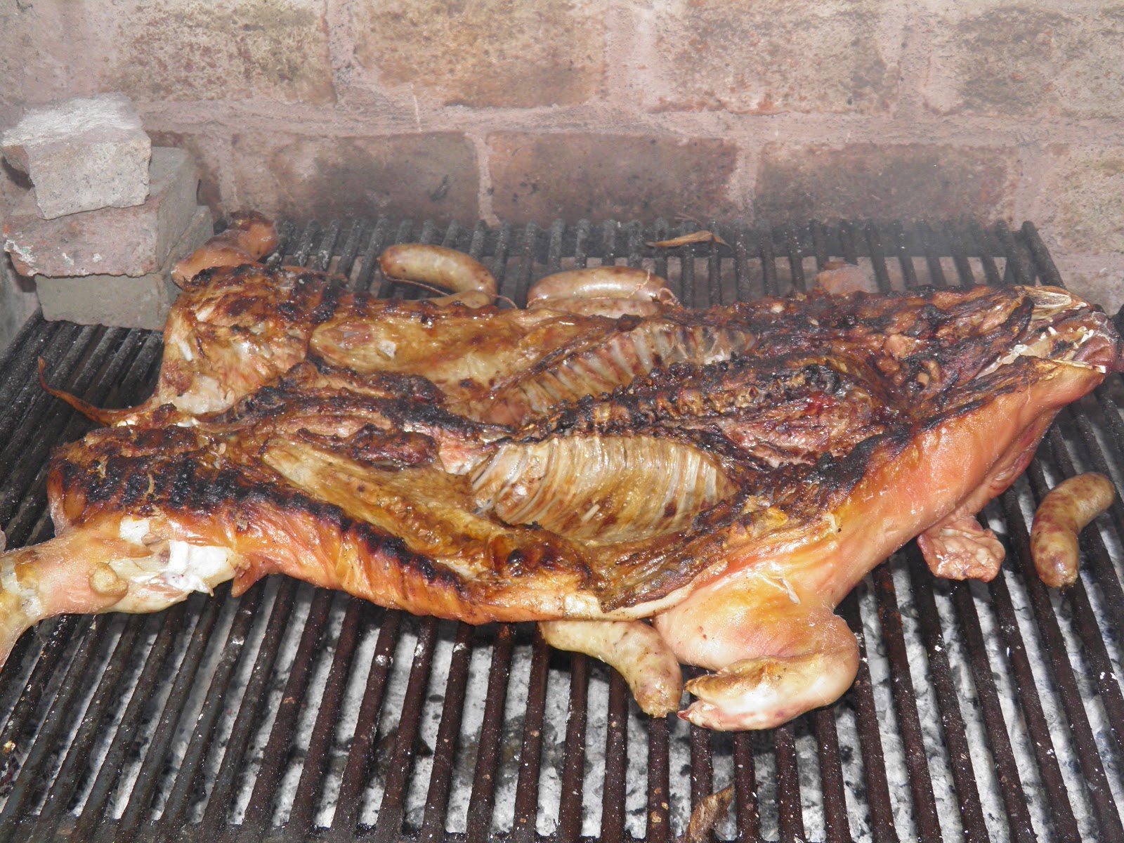 LOS ENEMIGOS DE LA VACA II.-: HOY, LECHÓN.-