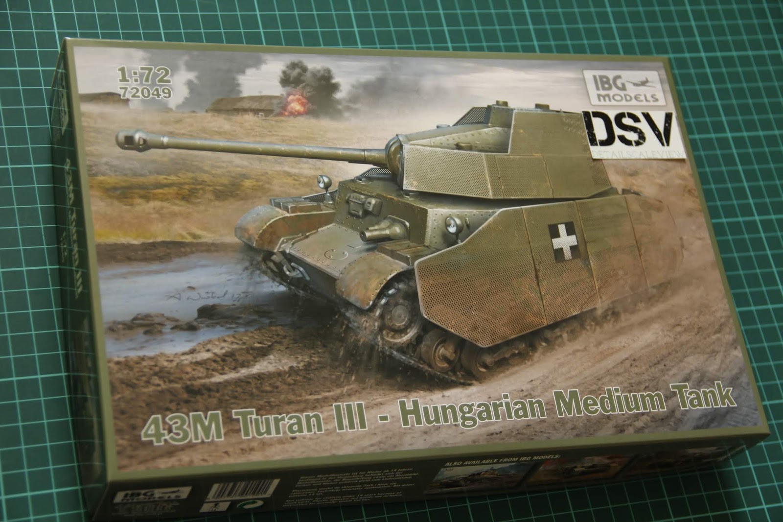 IBG Models 1/72 43M Turan III (72049) - DetailScaleView