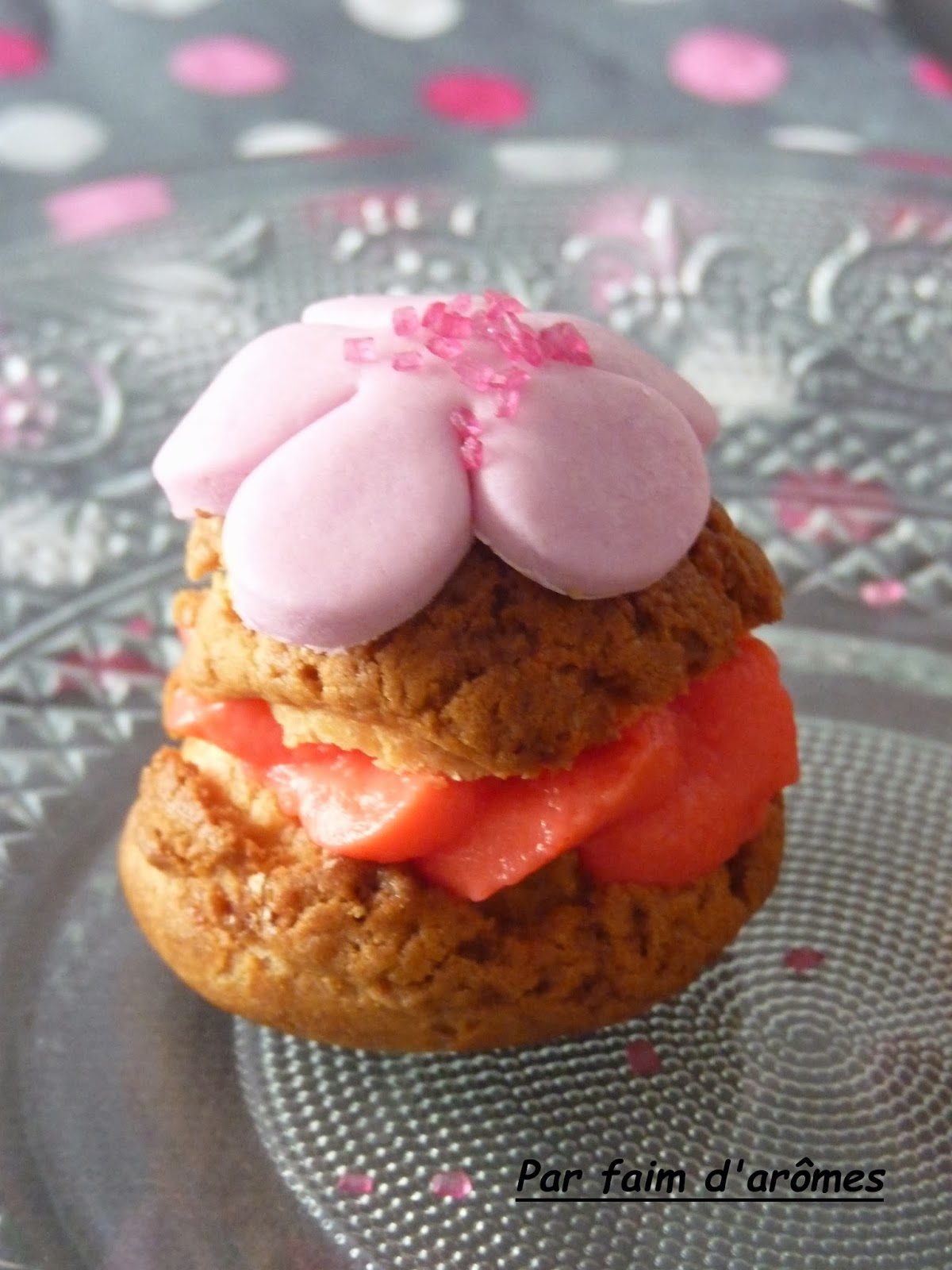 Par faim d'arômes: Choux à la rose pour un octobre rose