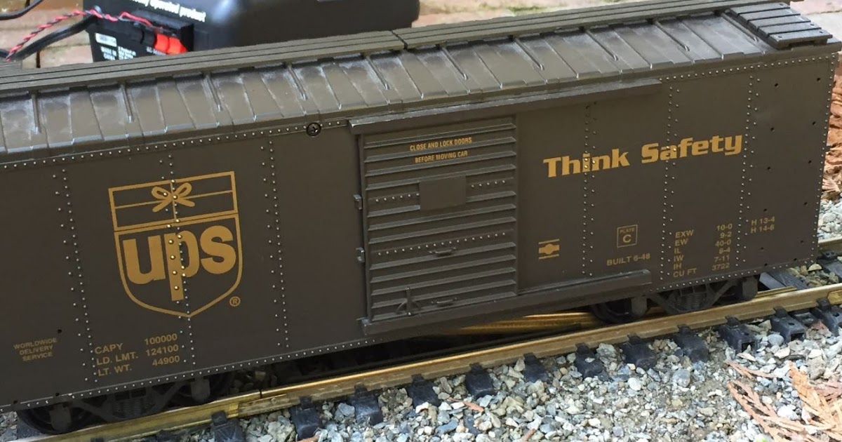 Palouse, Elberton and Ainsworth Railroad: UPS NW2 and box car