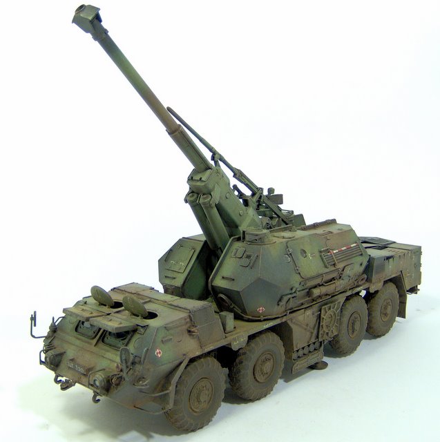 Gulumik Military Models: Dana 152mm 1/35 Hobby Boss - Gallery
