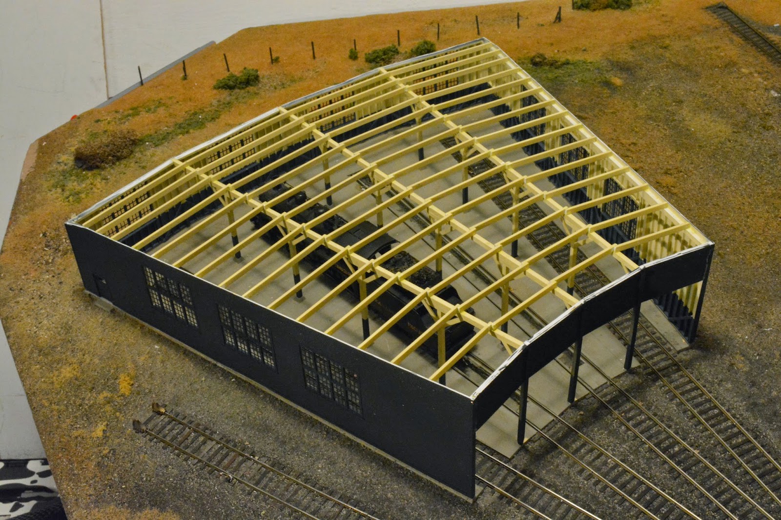 KETTLE VALLEY MODEL RAILWAY: BROOKMERE ROUNDHOUSES, III