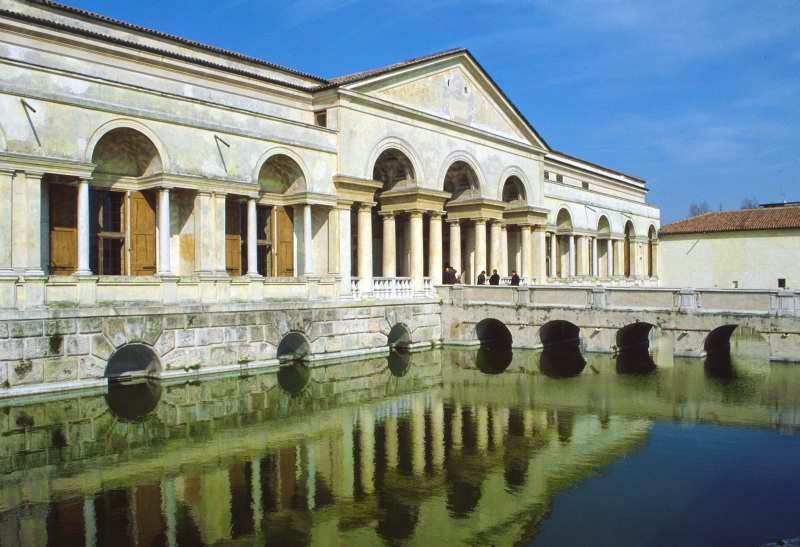 This Italian Life: LIFE: MANTUA, A Little City of Art