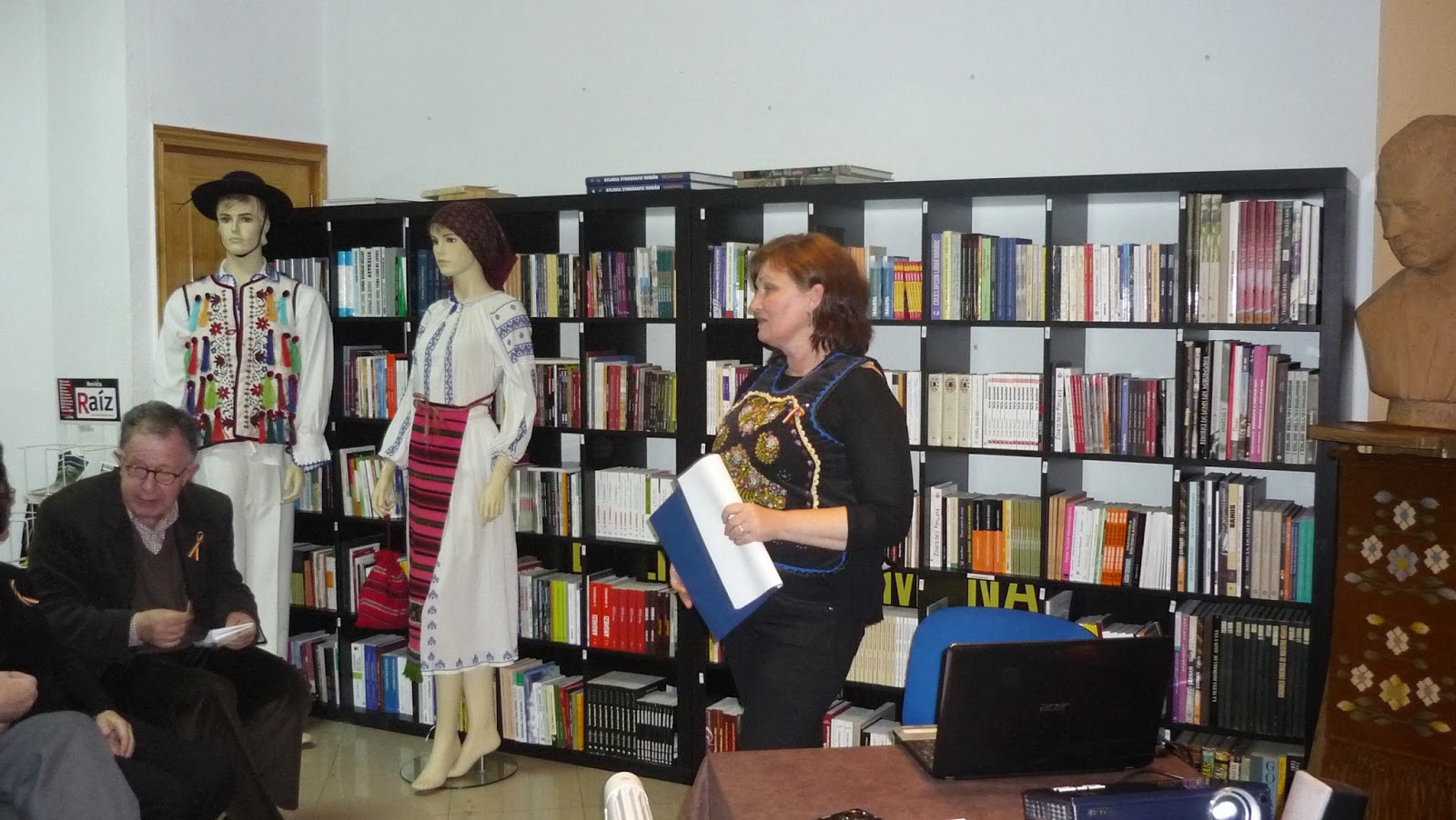 Folclor, traditii si obiceiuri romanesti: Călușarul și doina ...