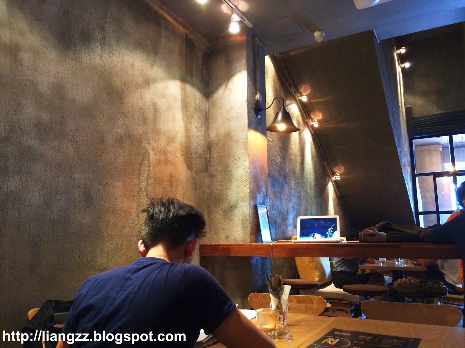 Melting Ice Cream: AMPM Cafe USJ 21