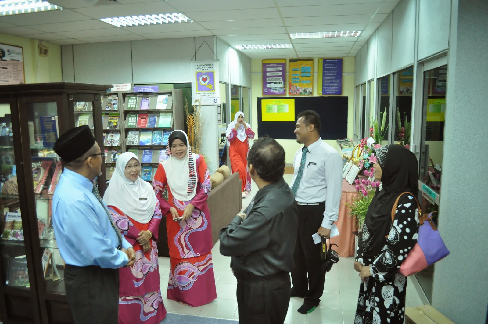 Laman Web Rasmi SK Tun Doktor Ismail: Februari 2015