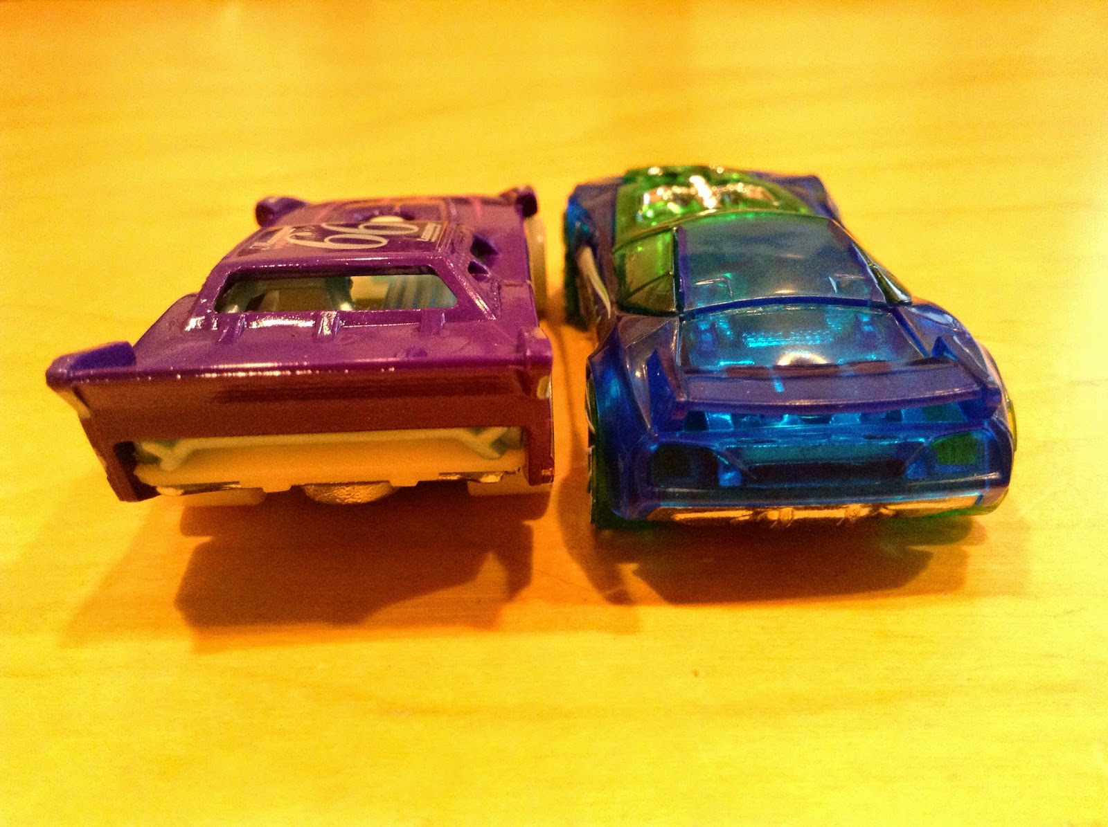 JULIAN'S HOT WHEELS BLOG: Maximum Leeway & Nerve Hammer