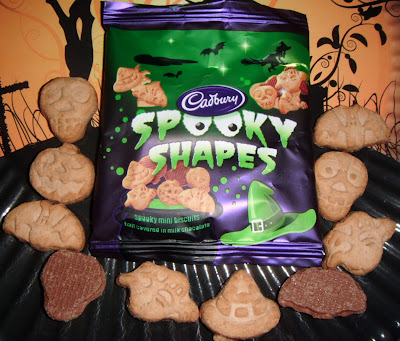 FOODSTUFF FINDS: Cadbury Spooky Shapes Biscuit Bags [By @cinabar]