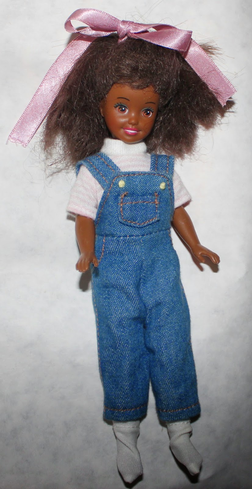 PLANET OF THE DOLLS: Thrft Store Finds Part 3: Madeline Case and Miss ...