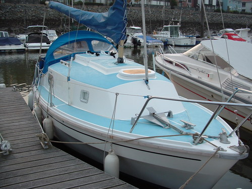 Simple Sailing Low Cost Cruising: Westerly Warwick