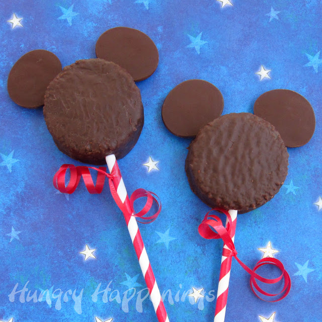 Super simple snack cake Mickey Mouse - Hungry Happenings