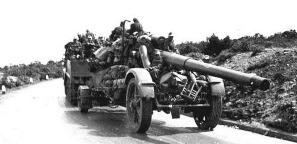 Panzerserra Bunker- Military Scale Models in 1/35 scale: 17 cm Kanone ...