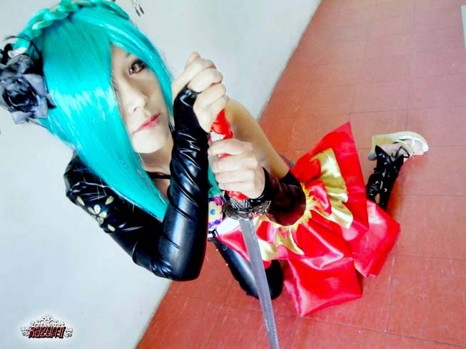 Cosplay de Hatsune Miku Ver. Knife | KaZuMi Kawaii