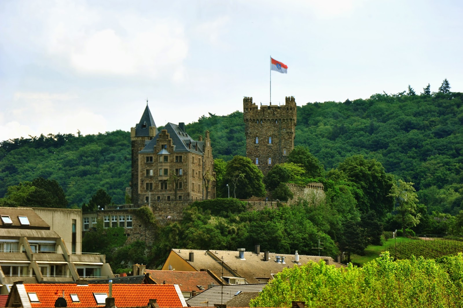 It's Just Me, Isn't It?: Have Fun Stormin' the Castle