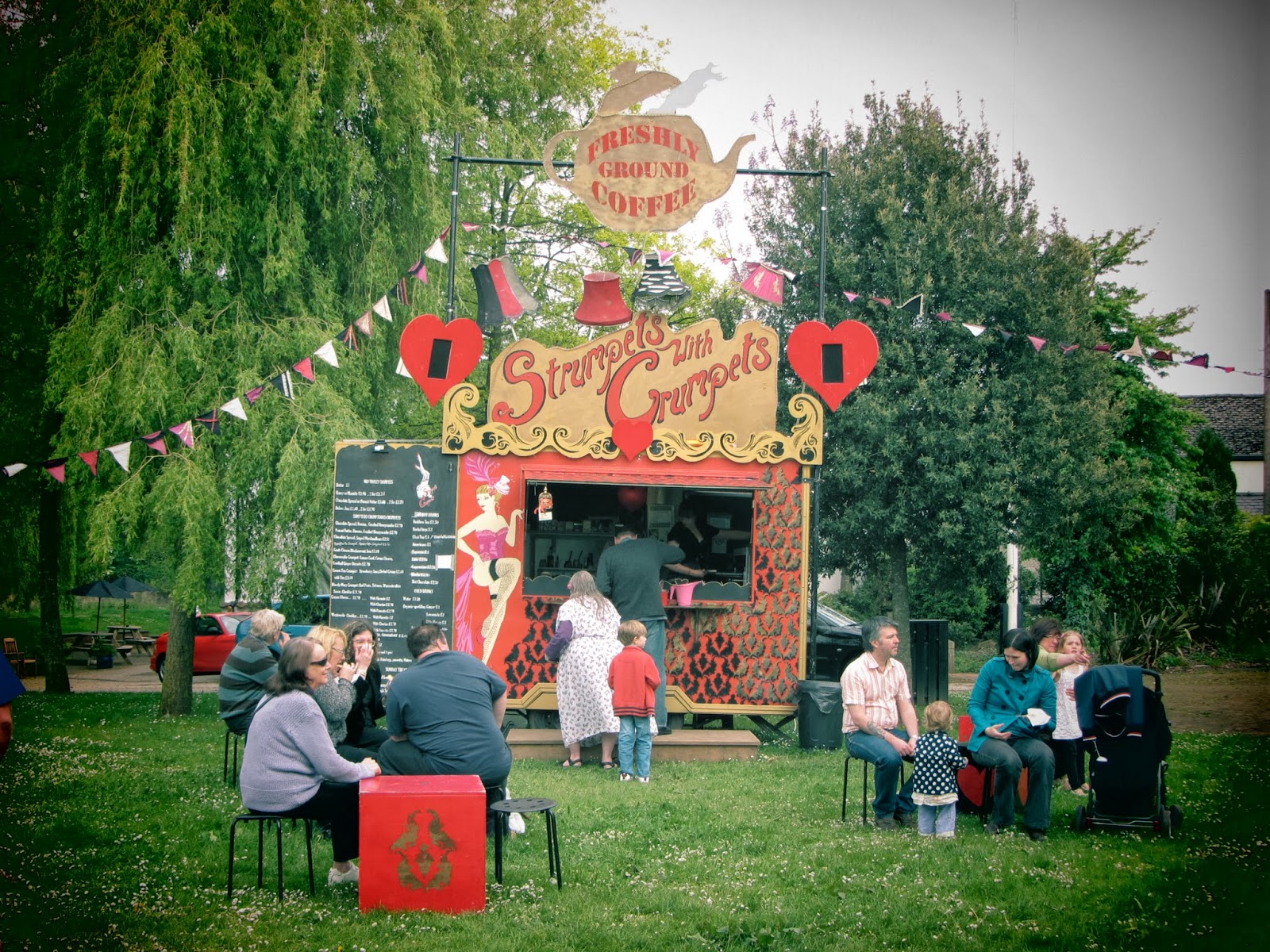 Bristol Vintage Wedding Fair: Strumpets with Crumpets