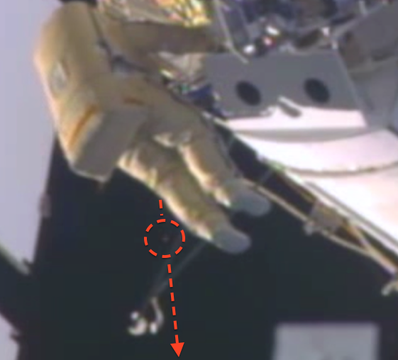 UFO SIGHTINGS DAILY: Two Fireflies Seen During Space Walk At ISS, Jan ...