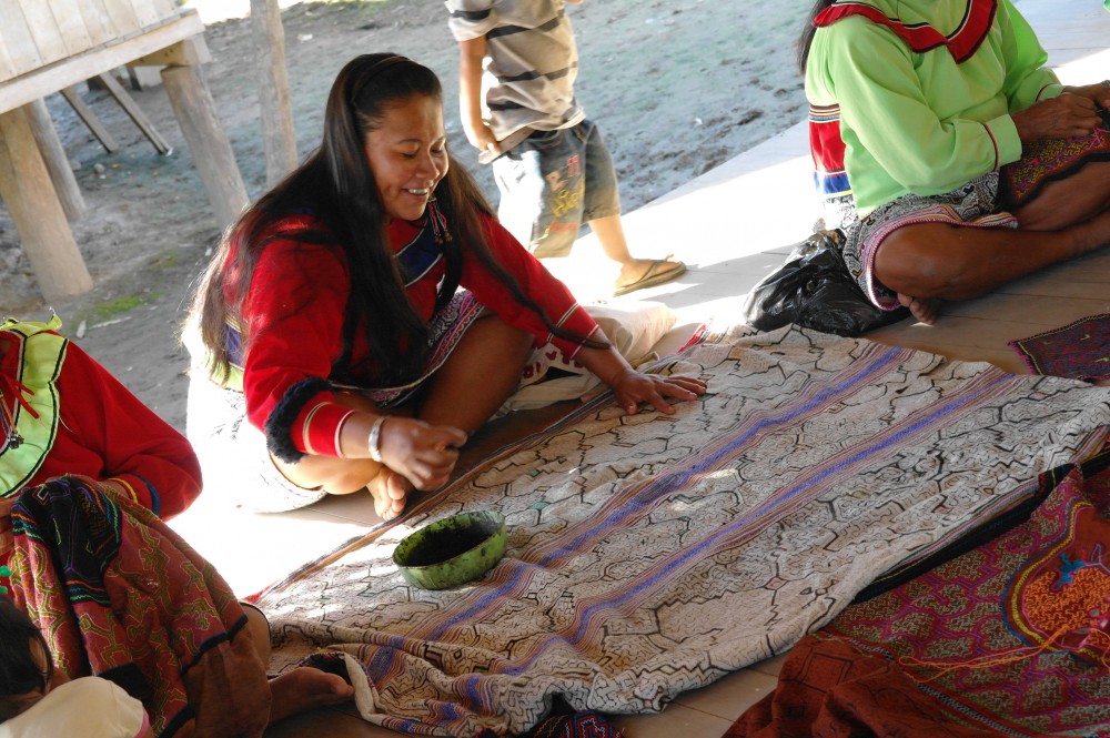 El blog de Dmc: Bordado Shipibo del amazonas peruano