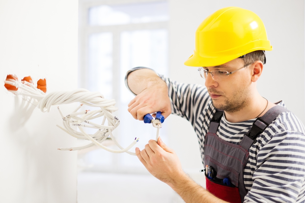 Top 6 Reasons you Need Professional Electrical Services ~ Aussie Info Zone