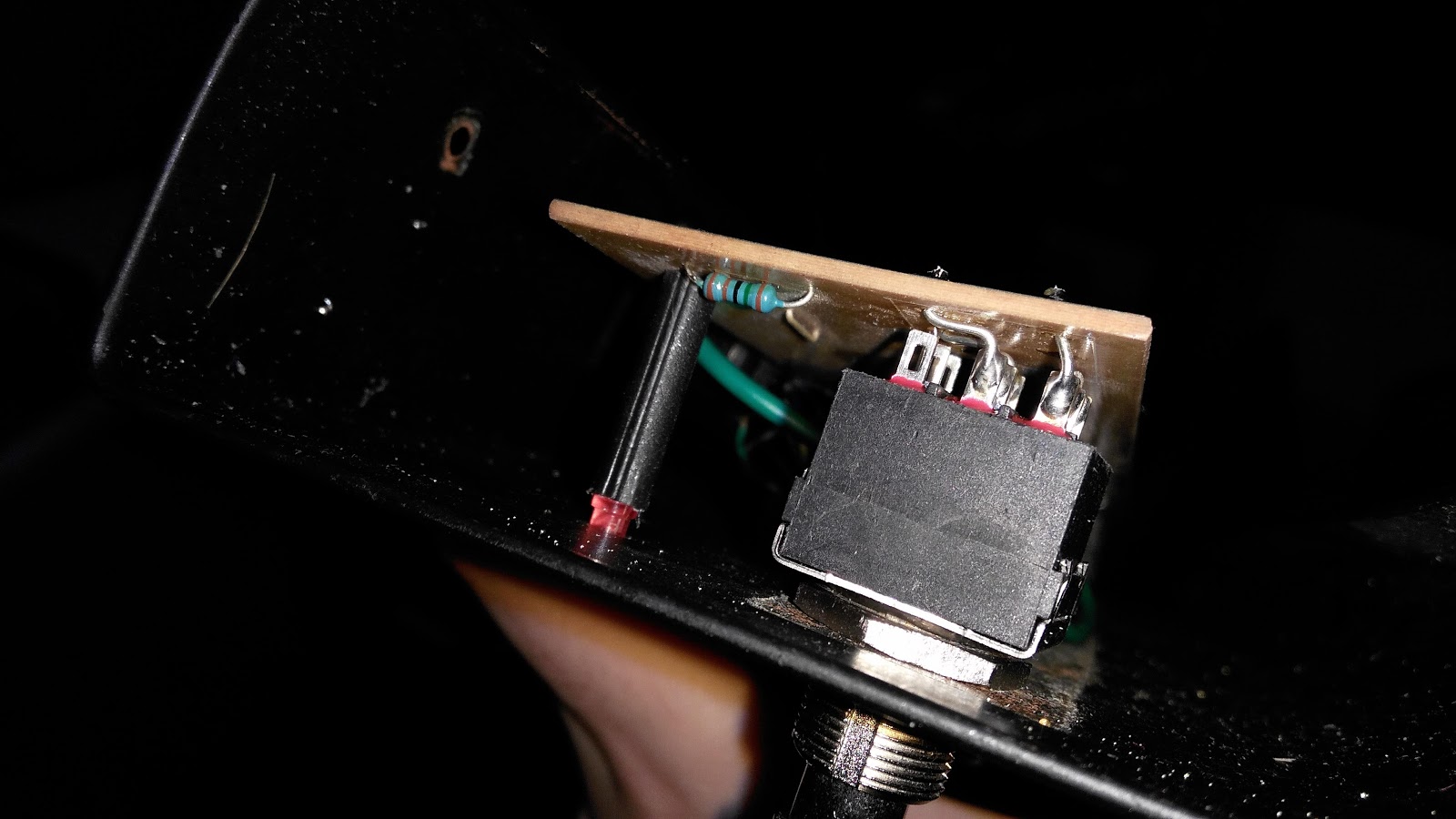 HGE Contraptions (hobby/non-business): Footswitch fast repair ...