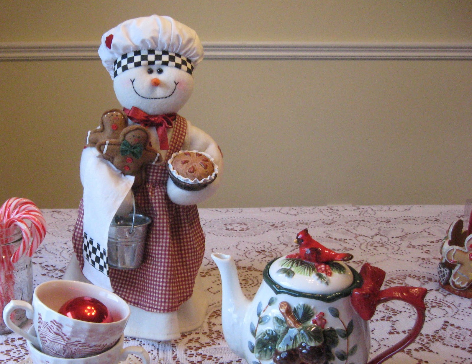 Rose Chintz Cottage: A Gingerbread Tea for Tea Time Tuesday