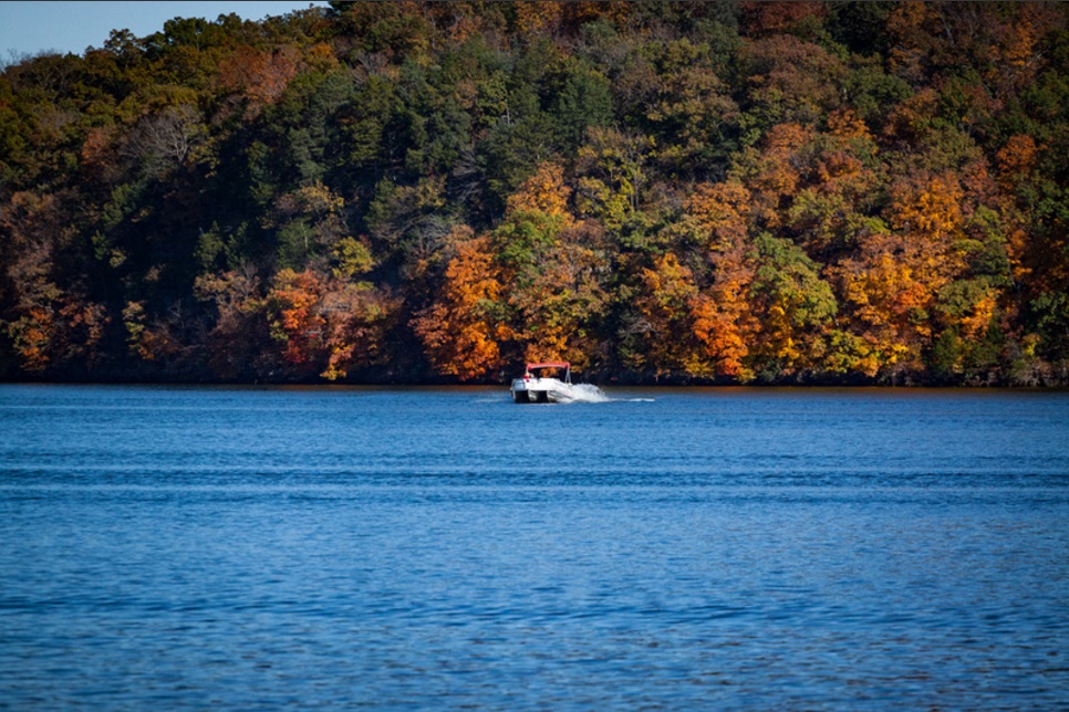 4 Great Reasons Why the Lake of the Ozarks is Fantastic in the Fall