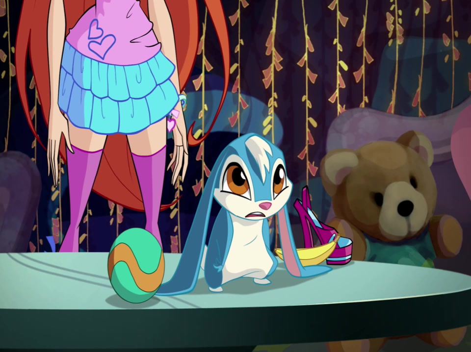 ¡Imágenes de Kiko intentando animar a Stella! - Winx Club All