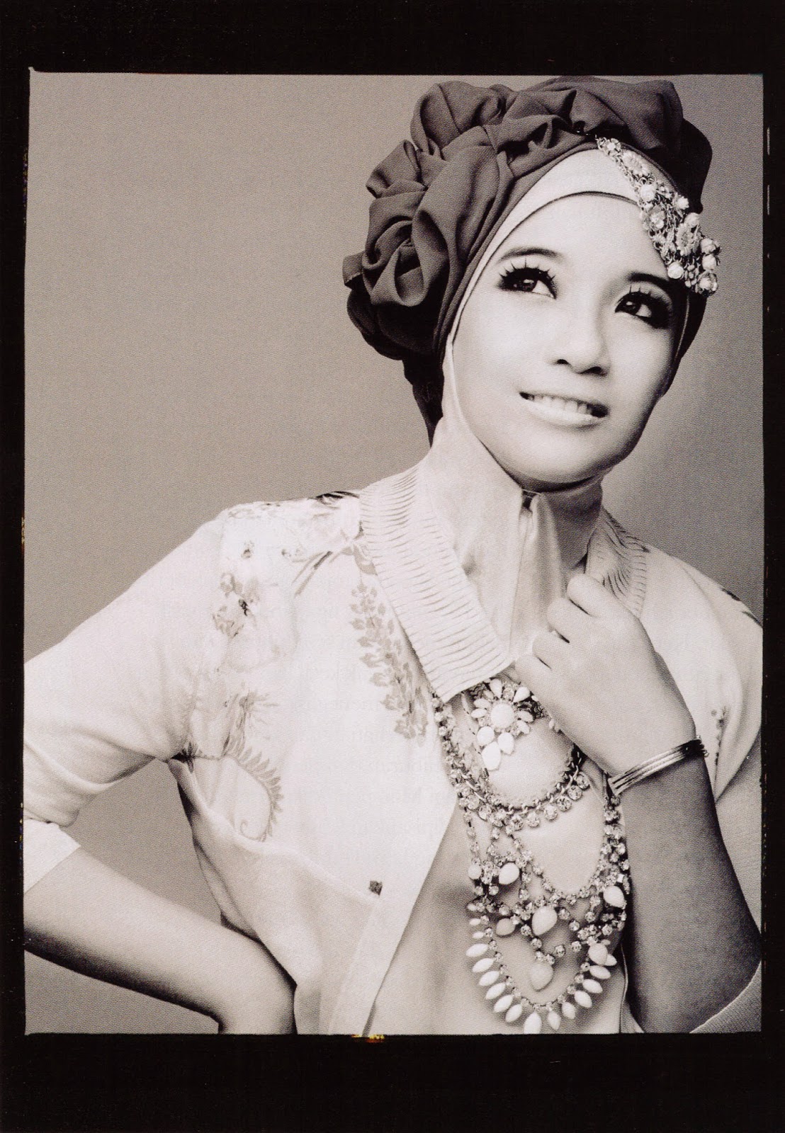 PinkBox: Manja July 2013