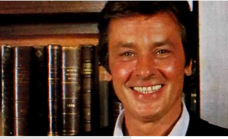 ALAIN DELON: LA BELLEZA ESTABA AHÍ II