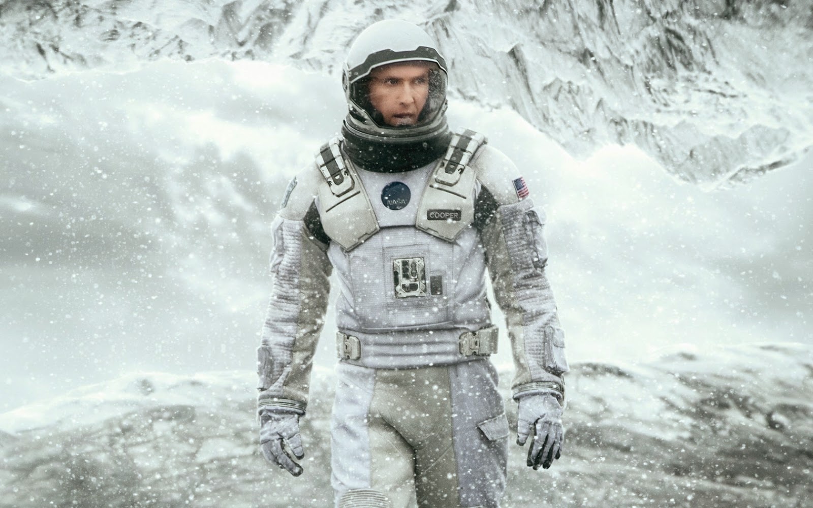 INTERSTELLAR, la recensione del nuovo capolavoro di Christopher Nolan