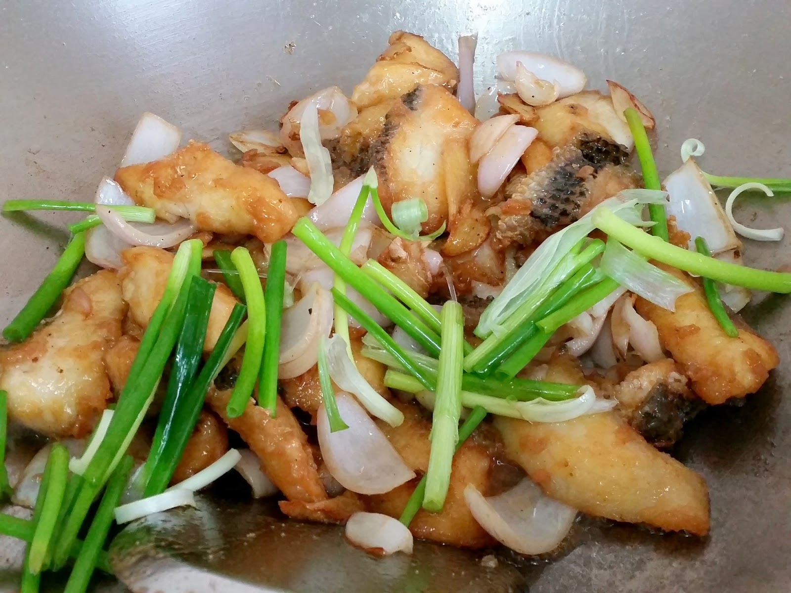 The Informal Chef: Ginger and Scallion Fish Slices 姜葱鱼片