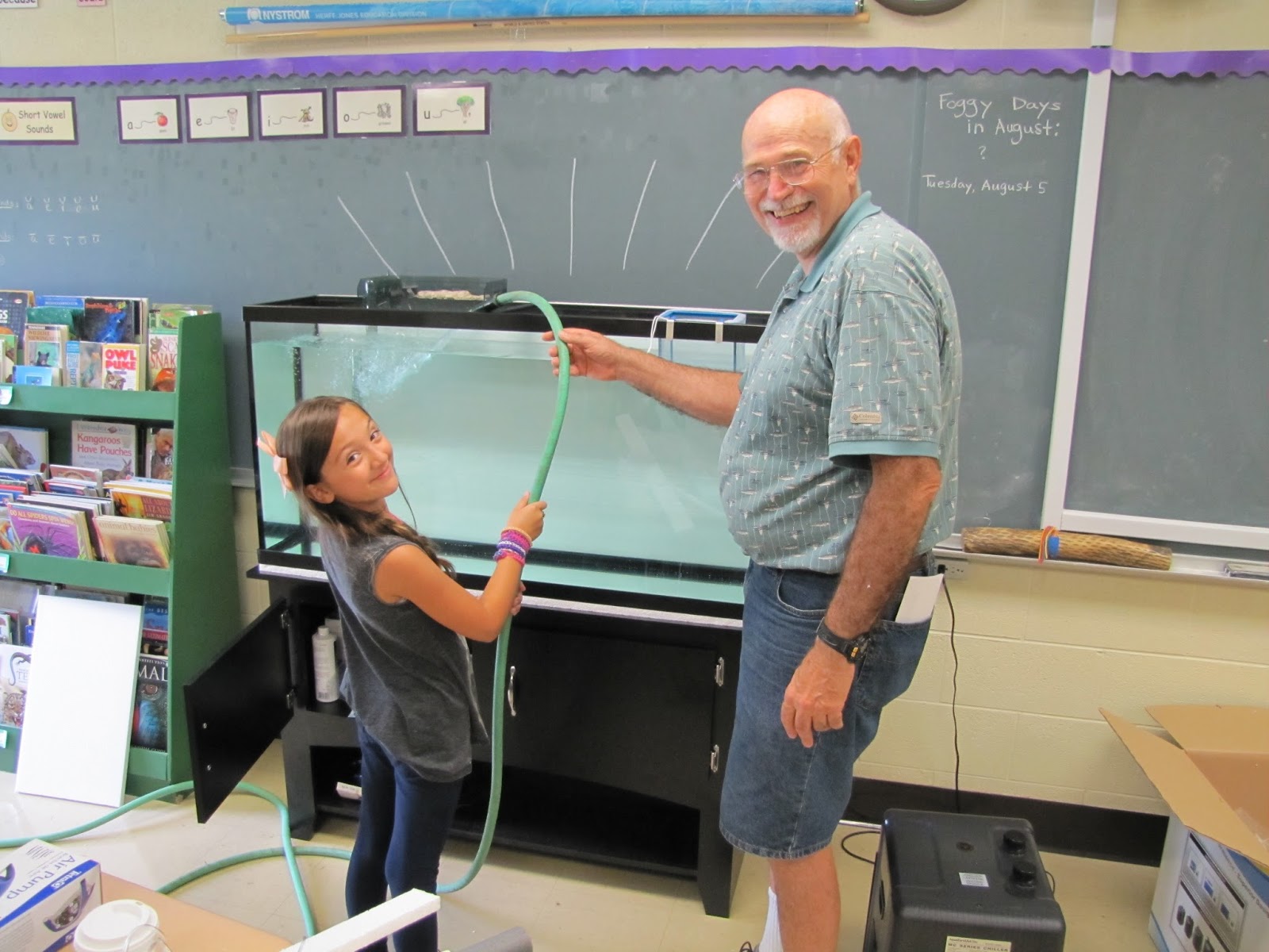 Fish Girl Writes: The Classroom Aquarium