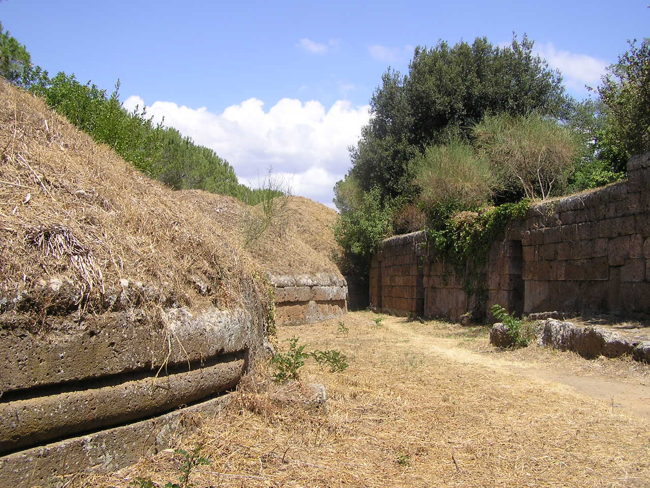 ITALY'S SECRET PLACES: ETRUSCAN CITY OF THE DEAD (Cerveteri: Part Two)