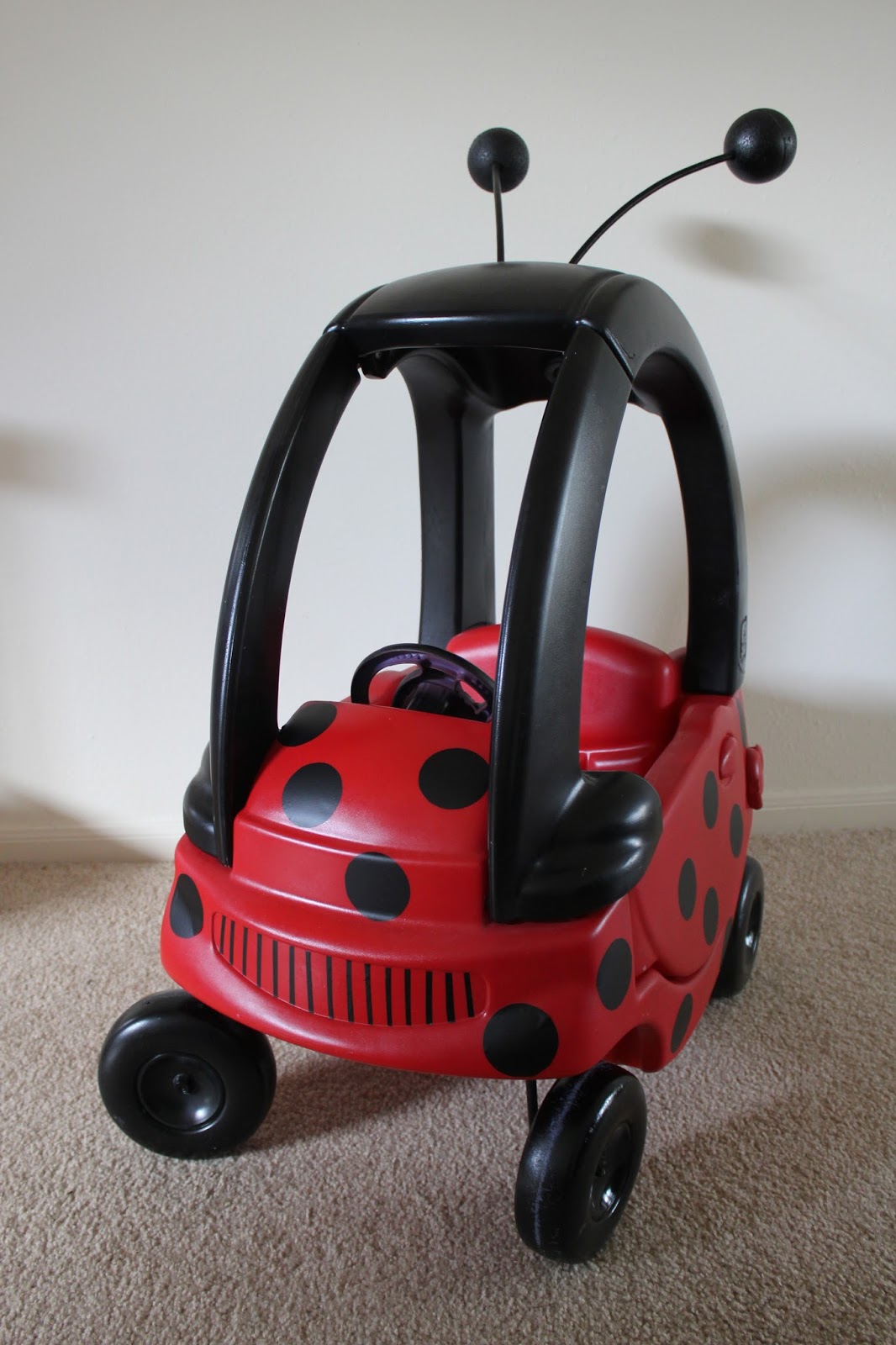 Roper Round-Up: Ladybug "Bug-Mobile" Cozy Coupe Makeover