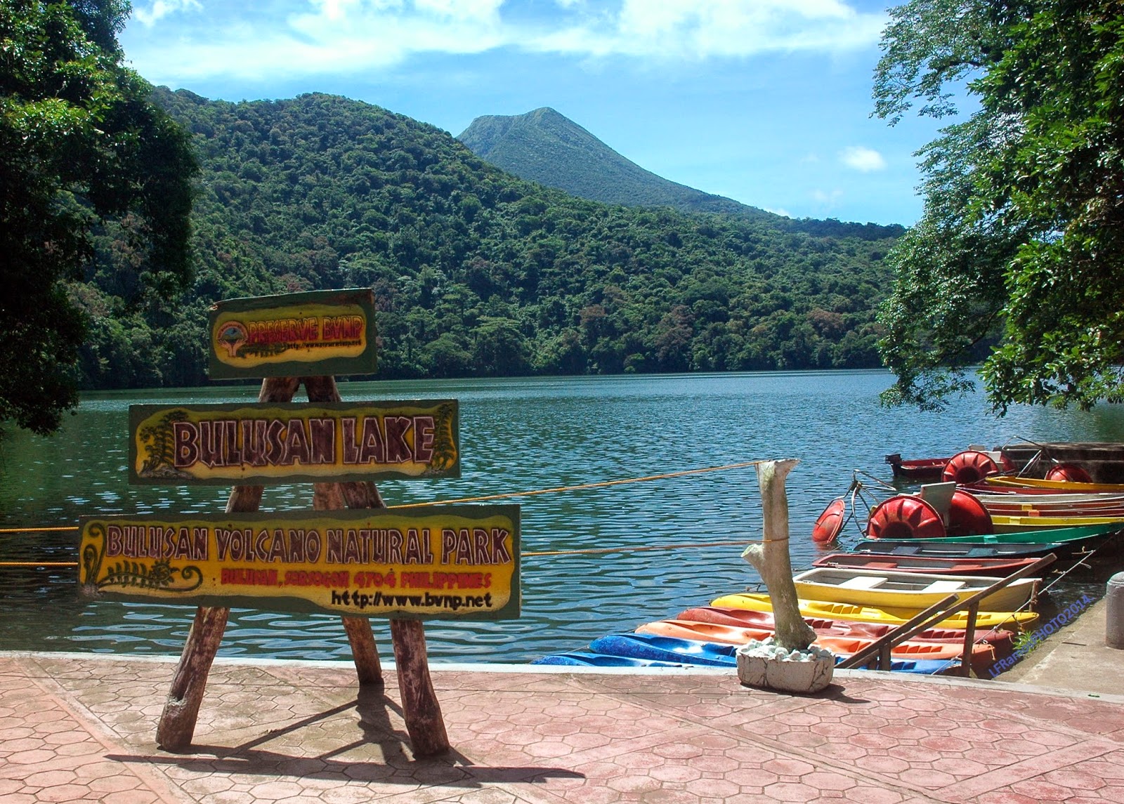 Naquem.: Express trip under the shadow of Mayon & Bulusan volcanoes