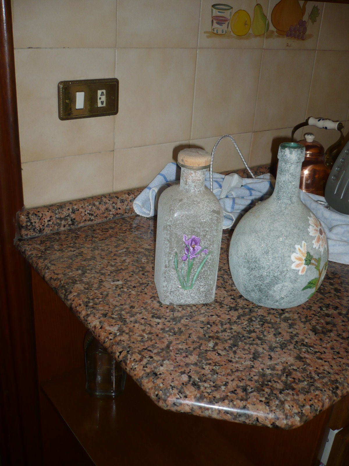 Mis cosas: Botellas pintadas con arena