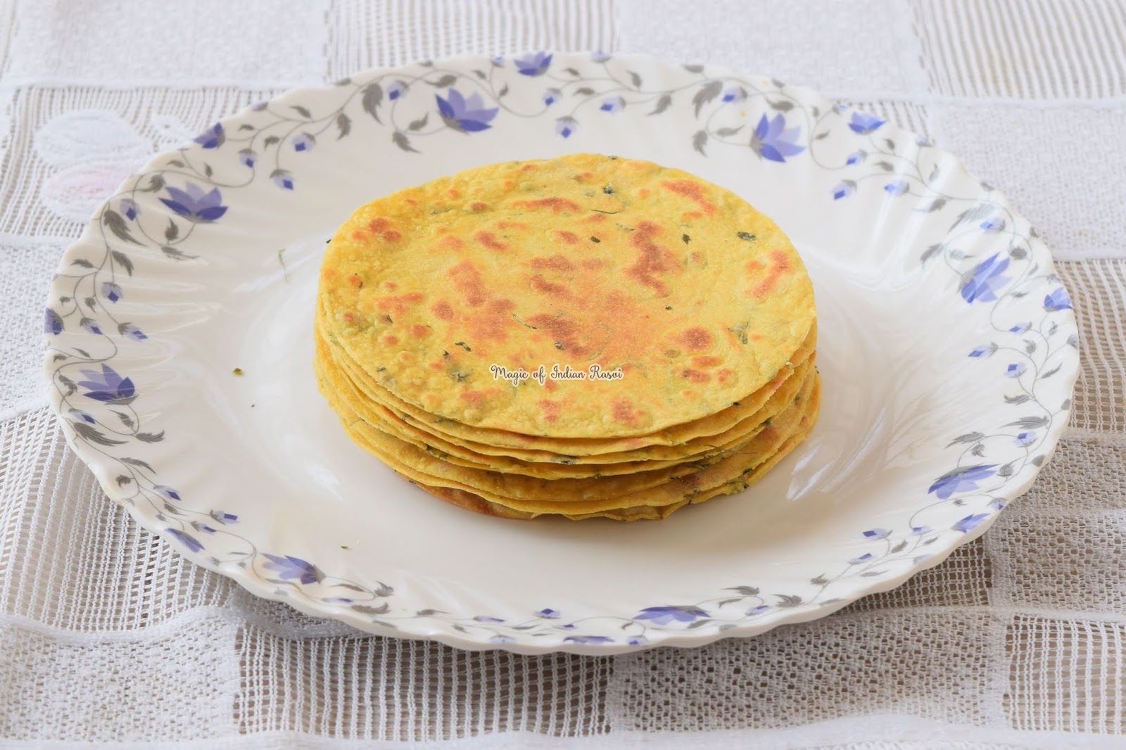 Gujarati Methi Khakhra Recipe | Magic of Indian Rasoi