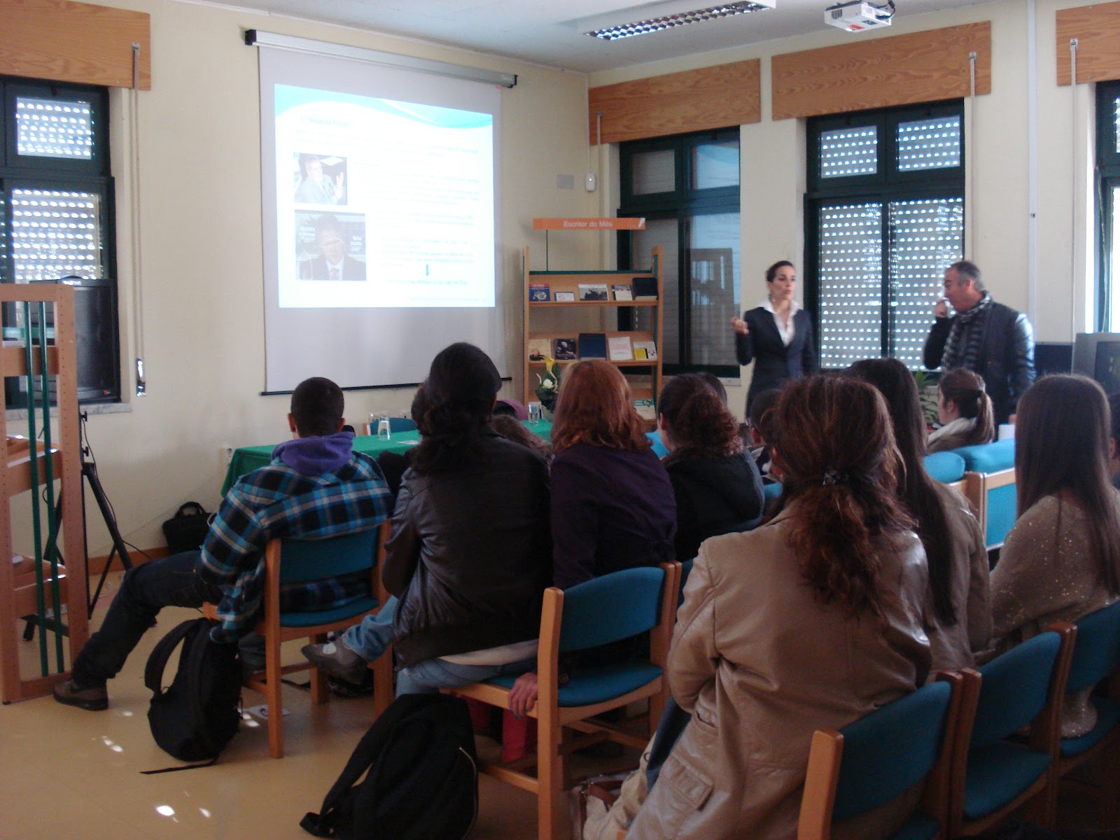 BECRE - ES Cacilhas-Tejo: 11º Mini-Fórum Estudante