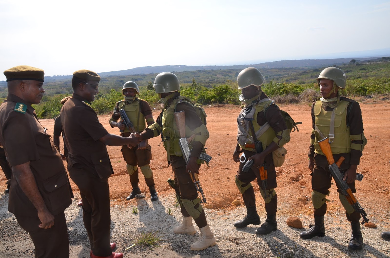 MKUU WA JESHI LA MAGEREZA AKUTANA NA RC NJOMBE KABLA YA KUHITIMISHA ...