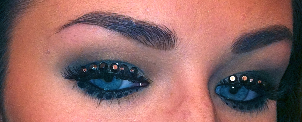 gloss:ary - A Beauty Blog: Adorned Rockstar Eyes!