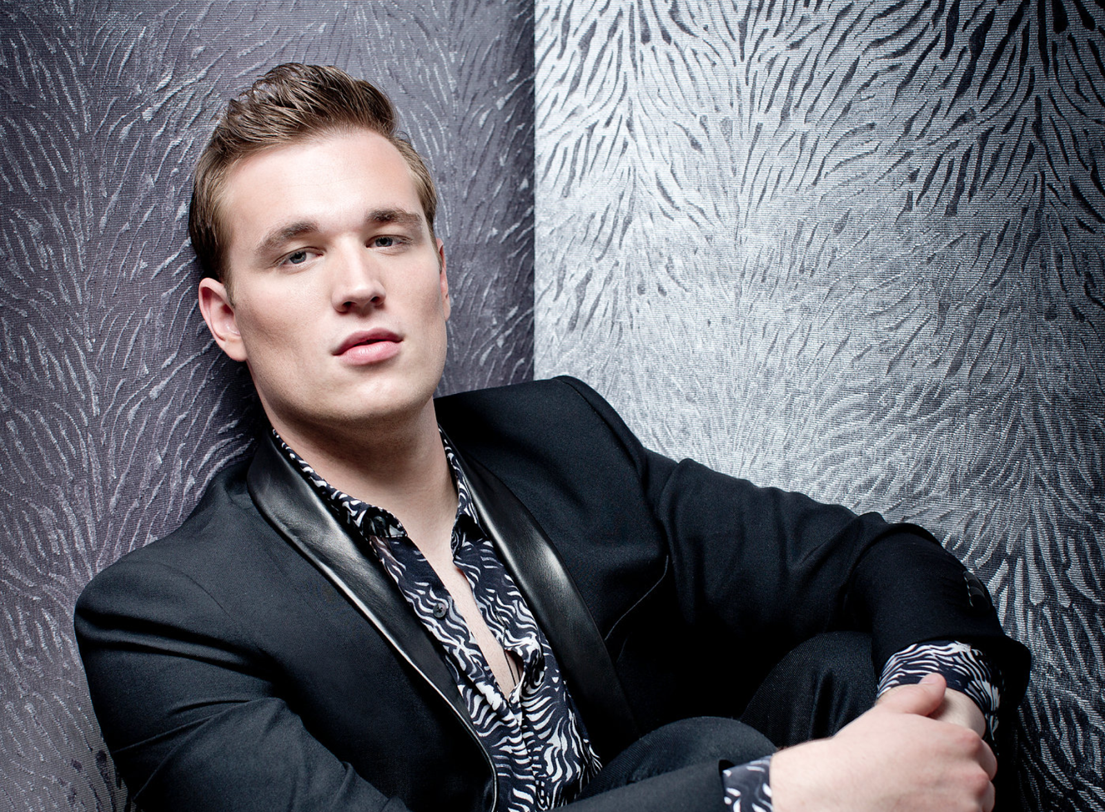 BARIHUNKS ®: Sean Michael Plumb's debuts new website; Returns to ...