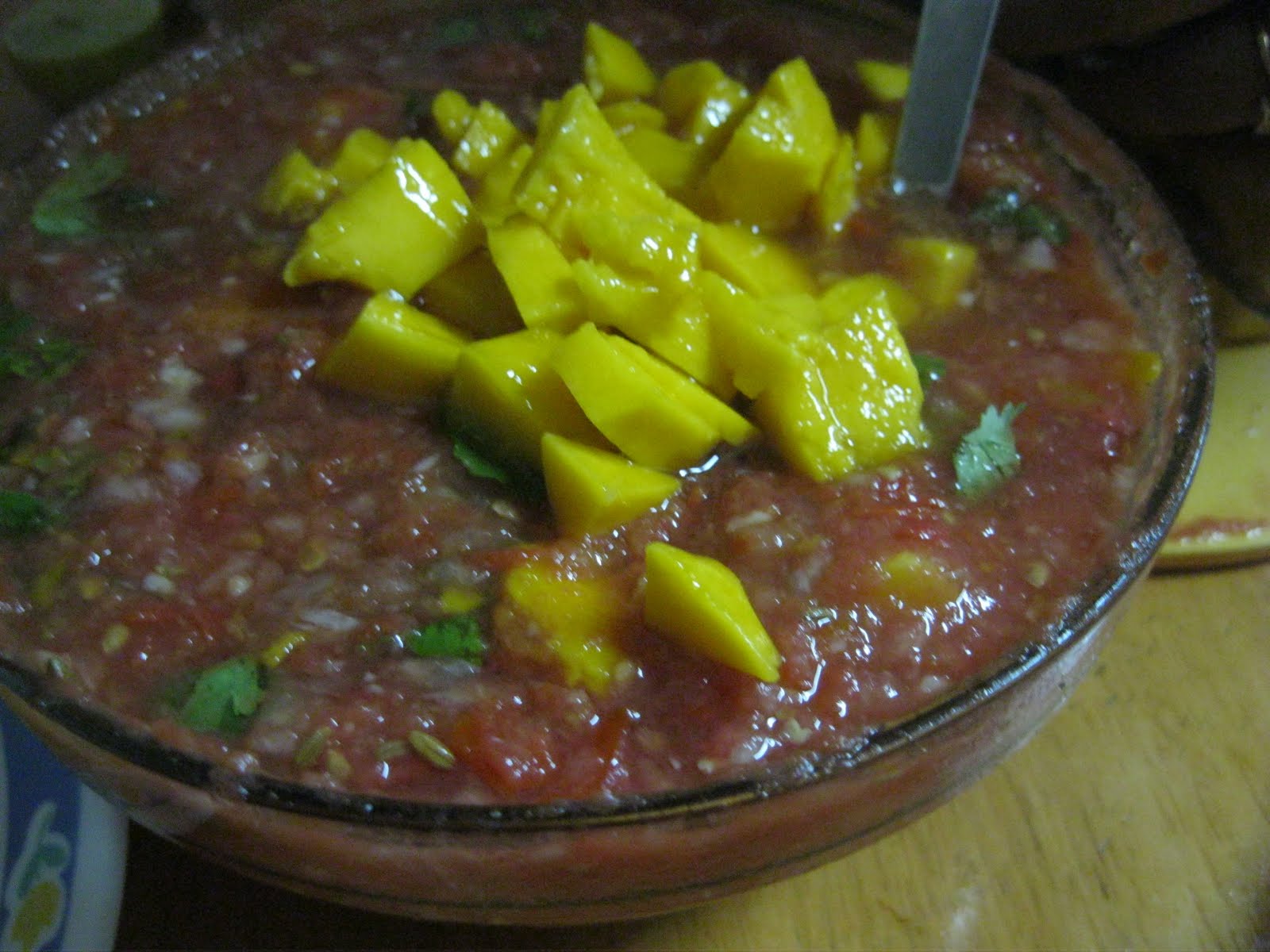 Mmm. Food.: Spicy Tomato-Mango Salsa.