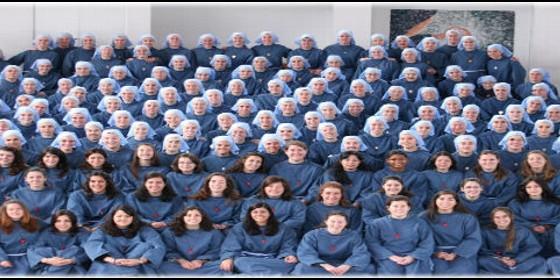 .: Primera foto oficial de las monjas de Iesu Communio