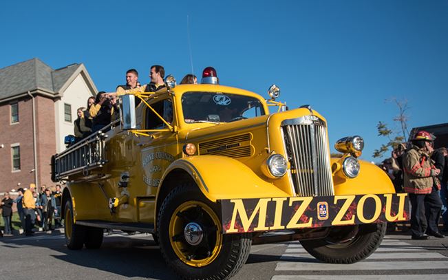 Just A Car Guy: "Truman's Taxi" the old yellow fire truck (1954 White ...