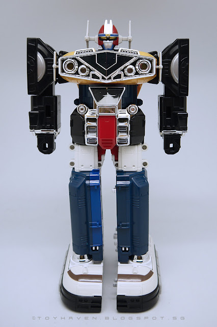 toyhaven: Blast from the Past: Saban's Power Rangers in Space Deluxe ...